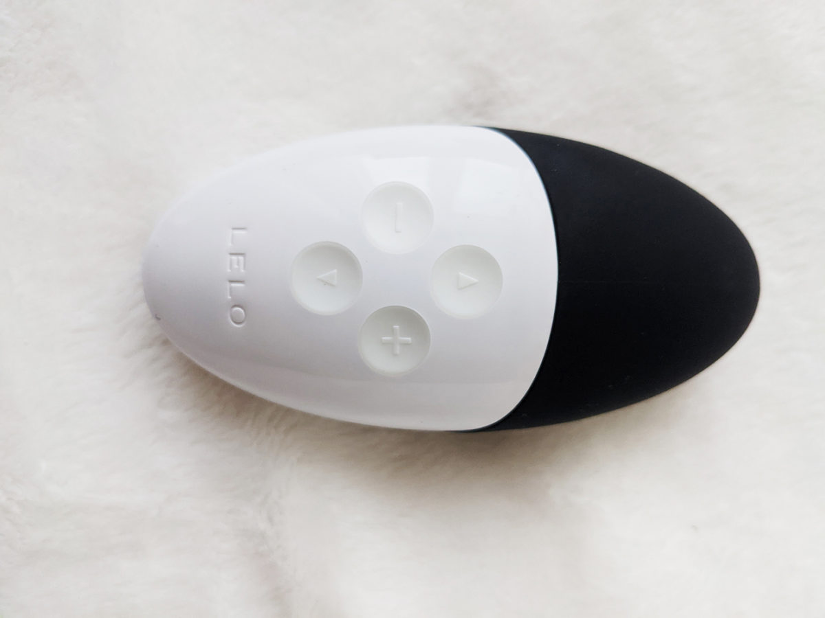 Review: LELO SIRI 2 Vibrator - Hedonic Toys